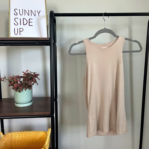 Carly Jean Los Angeles | Tops | Carly Jean Los Angeles Eden Tank | Poshmark